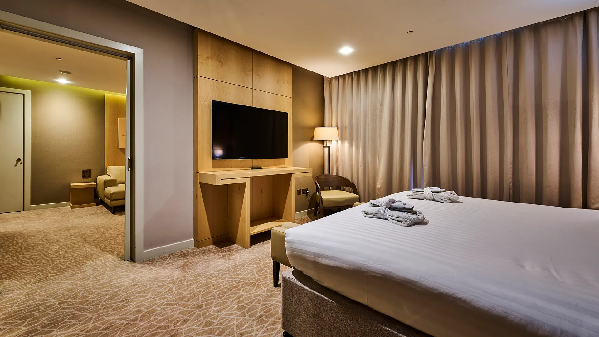 Hotel Gokul Palace, Best Hotel in Santragachi, Howrah